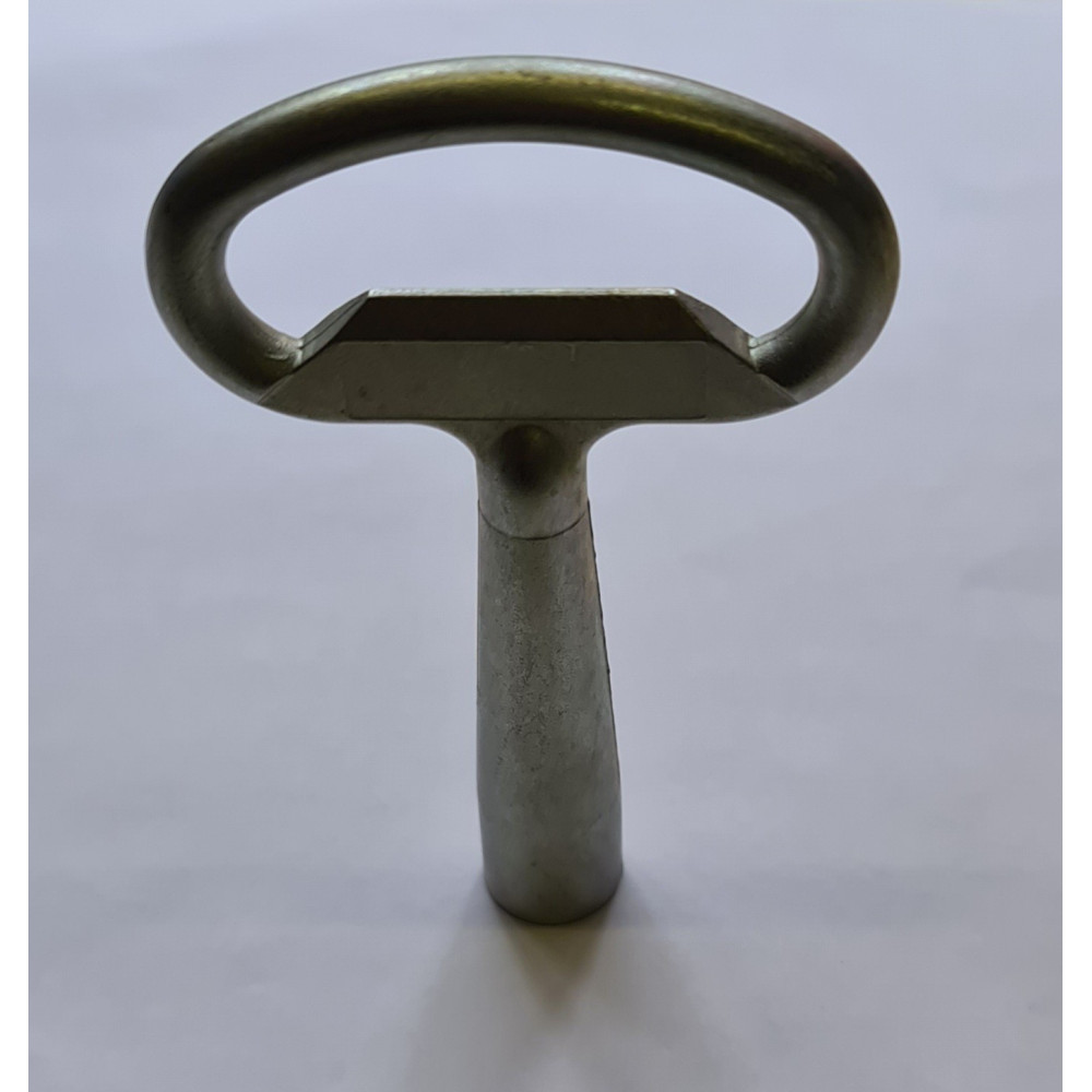 TR2 8mm Triangle Spanner Key